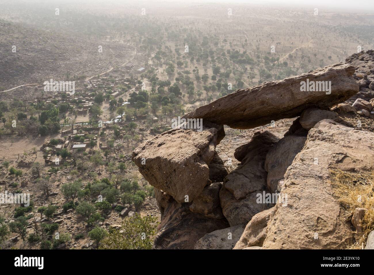 The edge of the Dogon Plateau, the Bandiagara Escarpment, Mali Stock ...