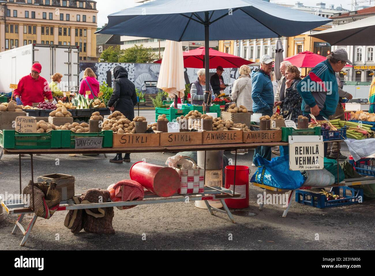 Turku market square hi-res stock photography and images - Alamy