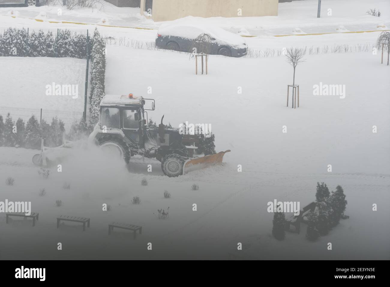 Tractor vehicle cleaning yard hi-res stock photography and images - Alamy