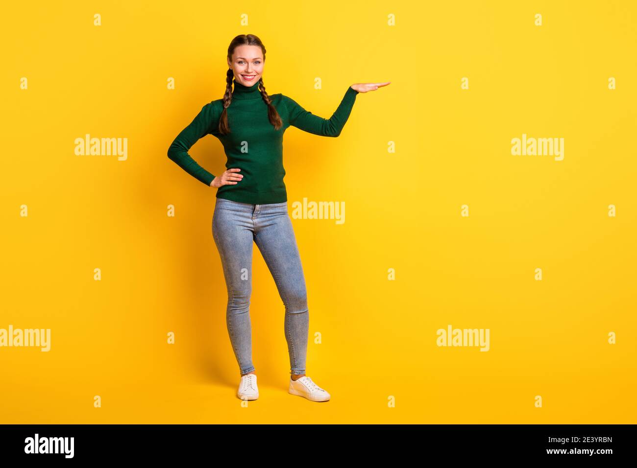 Photo portrait full body view of girl showing height with hand isolated ...