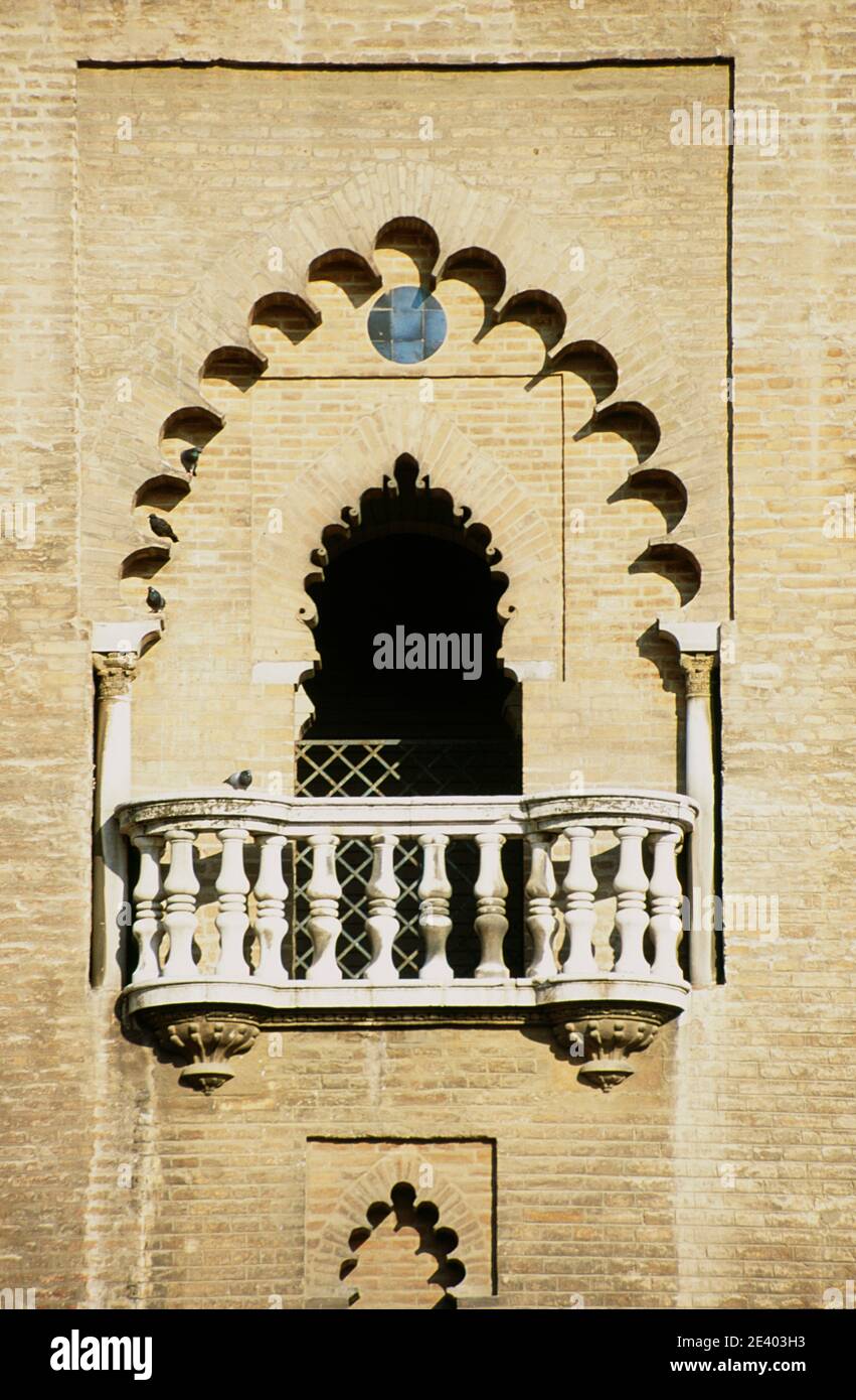 Windows - Balcony detail, La Giralda, Seville Stock Photo - Alamy