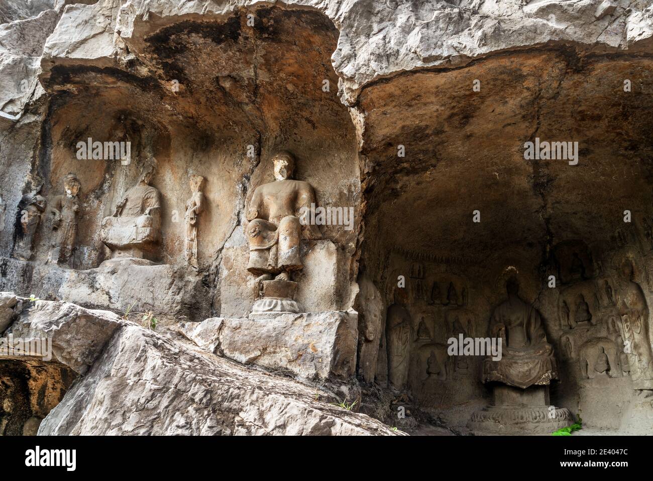 The northern wei dynasty sculpture hi-res stock photography and images ...