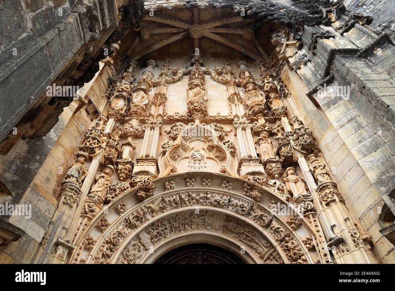 Gothic architecture in Tomar Convent of Christ - Knights Templar ...