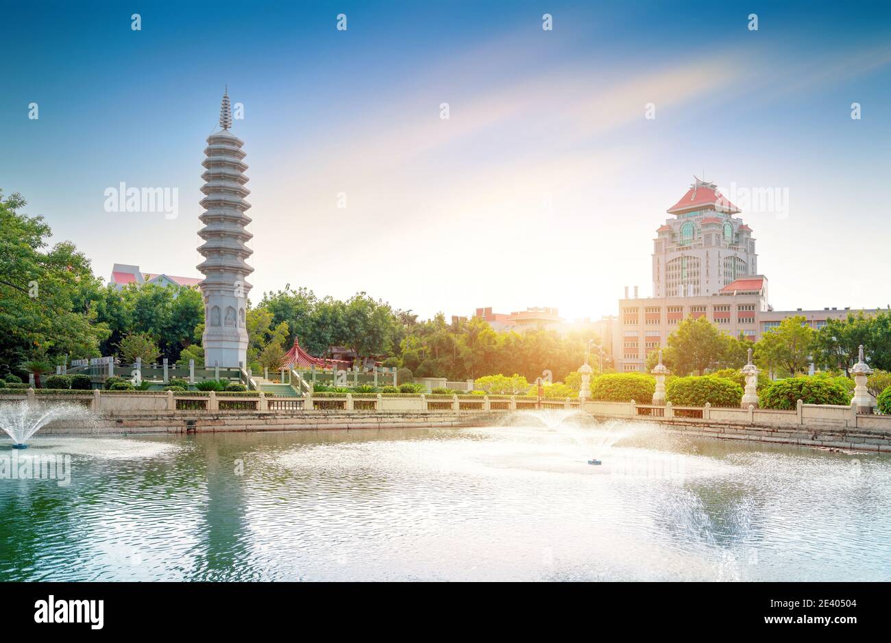 Temple tower at South Putuo Temple in Xiamen Stock Photo - Alamy