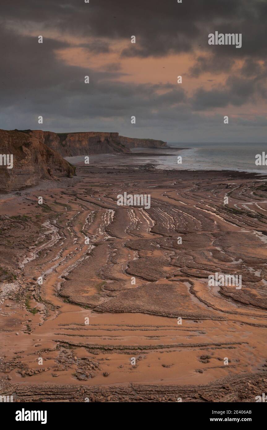 Dunraven bay fossil hi-res stock photography and images - Alamy