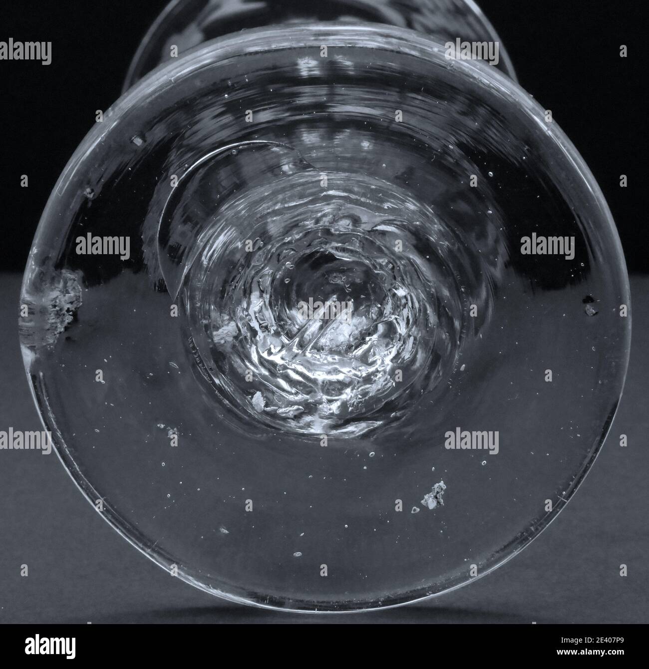 detail shot showing the snapped pontil on an Georgian glass c)1820 ...