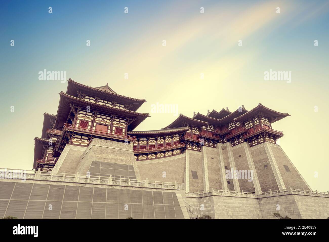 Luoyang city in the sui and tang dynasties hi-res stock photography and ...