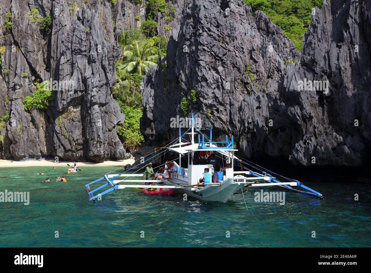 PALAWAN, PHILIPPINES - DECEMBER 1, 2017: People enjoy island hopping ...