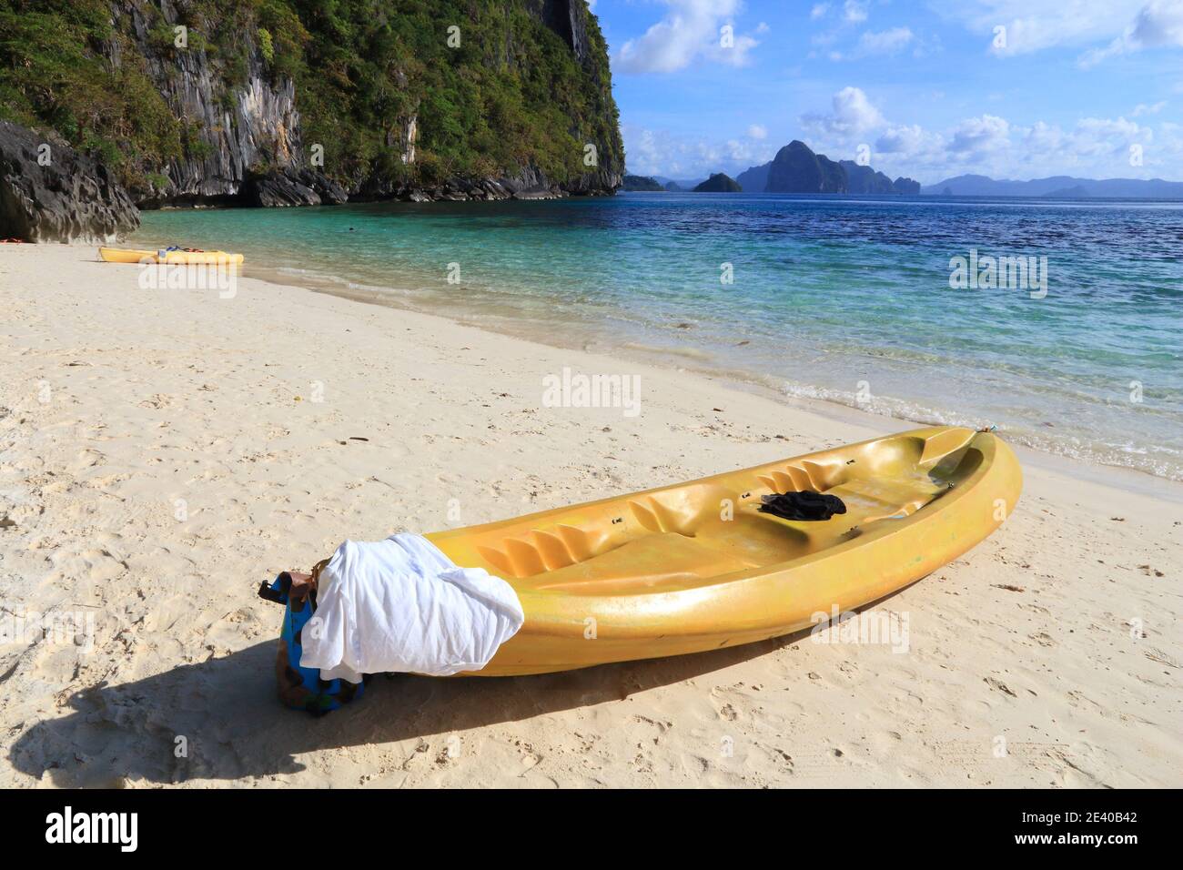 Sea kayaking activity in Palawan island, Philippines. Vacation ...