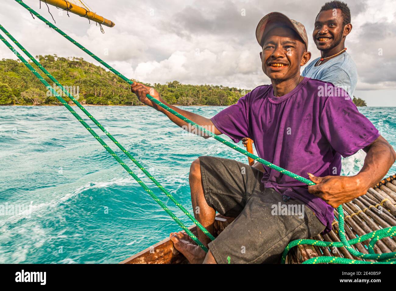 Polynesian style sailing on a Proa (multi-hull outrigger sailboat) in ...