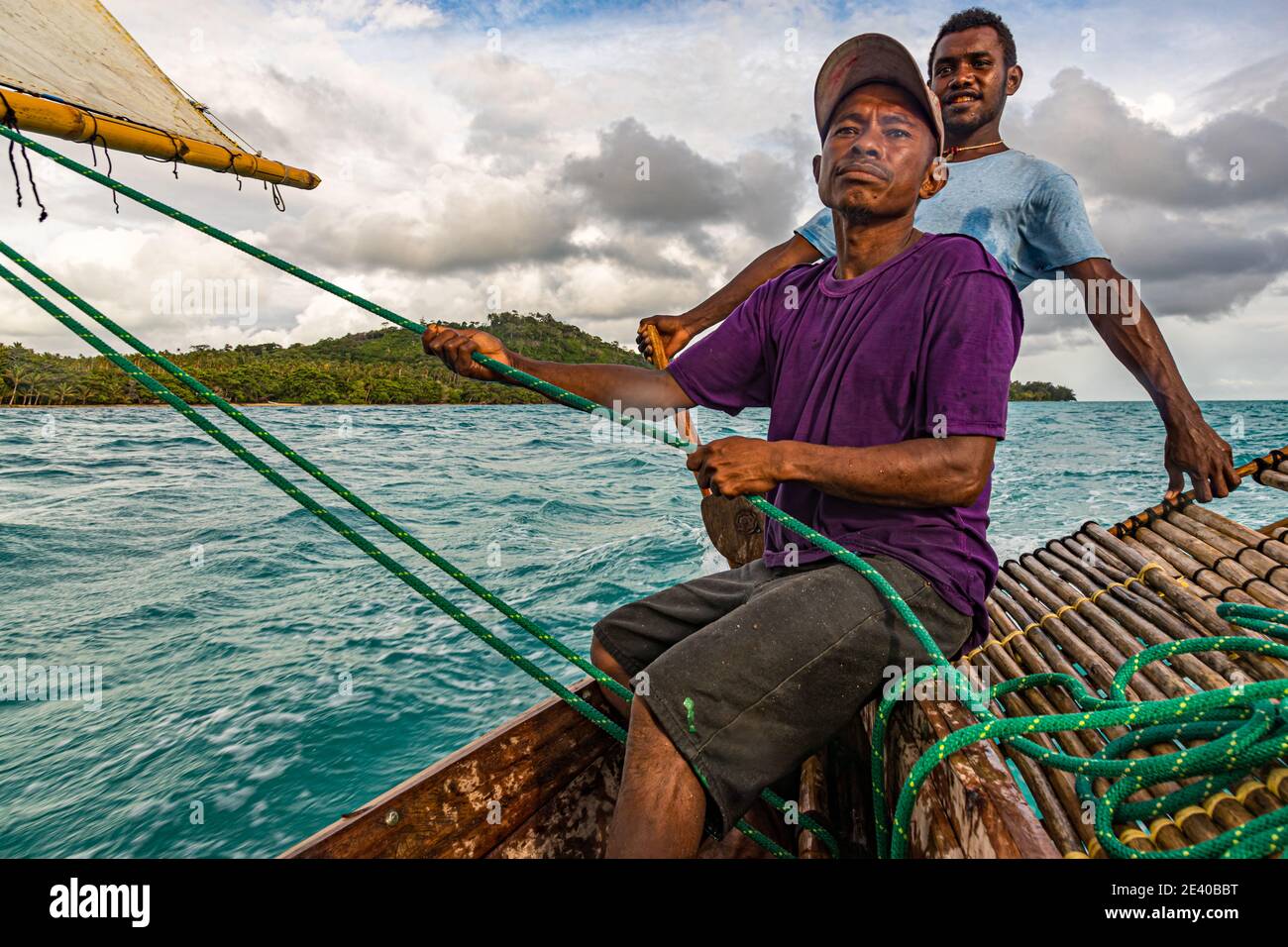 Polynesian style sailing on a Proa (multi-hull outrigger sailboat) in ...