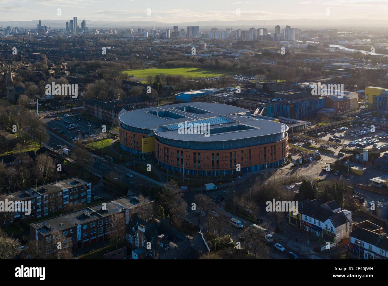 Salford Royal Hospital High Resolution Stock Photography and Images - Alamy