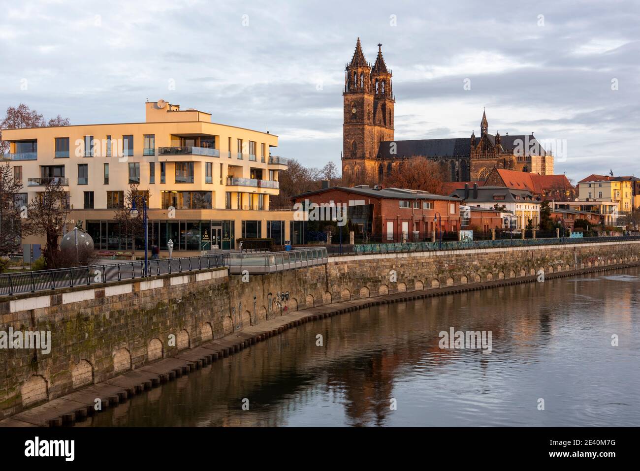 Modern residential buildings elbe promenade magdeburg cathedral seen ...