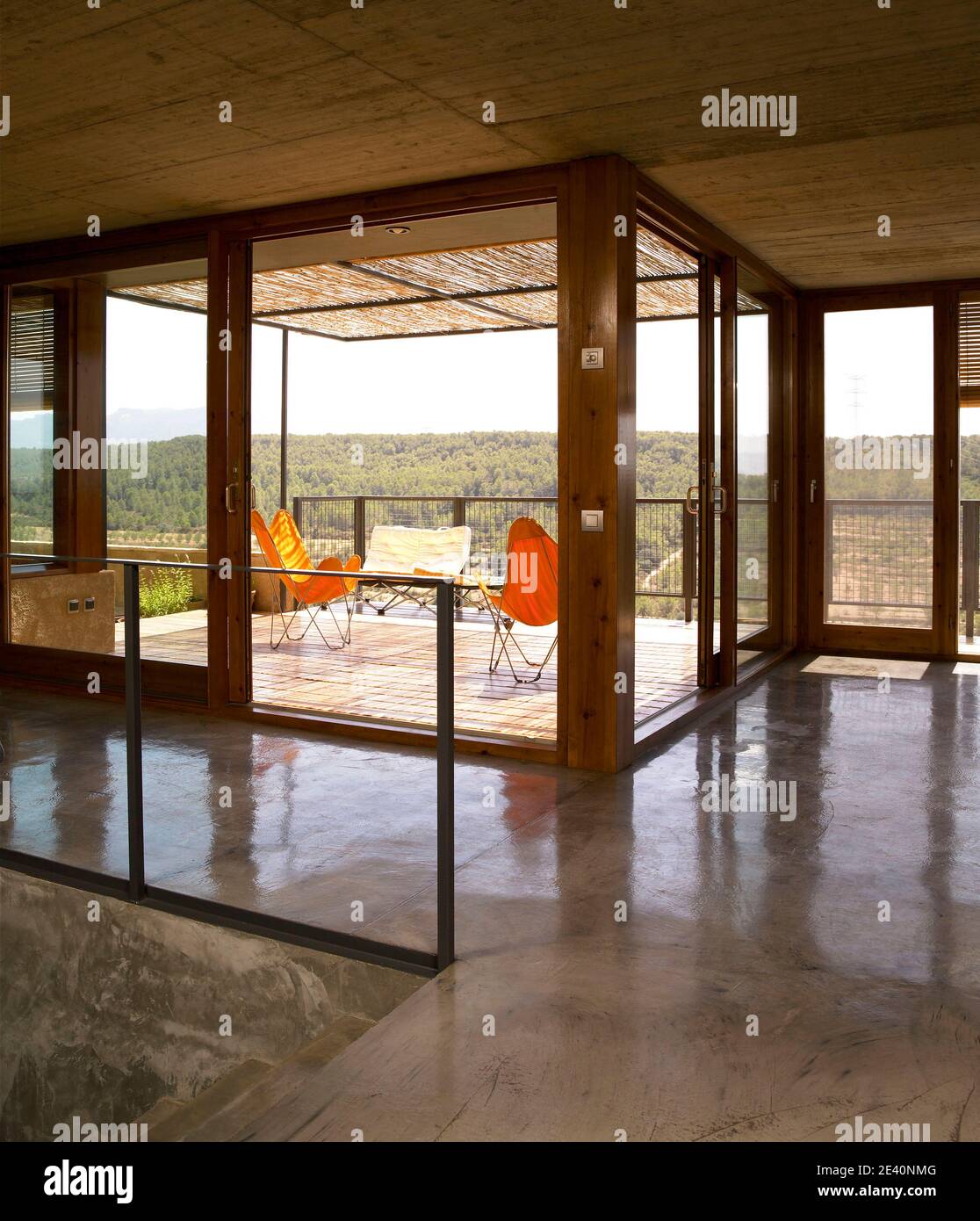 Balcon interno hi-res stock photography and images - Alamy