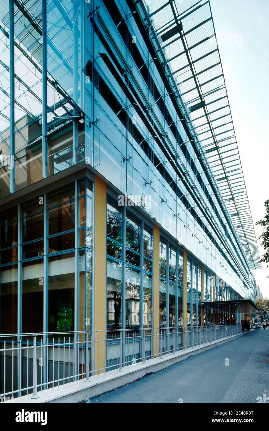 Renzo Piano building workshop, Milano. Sole 24 ore headquarter ...