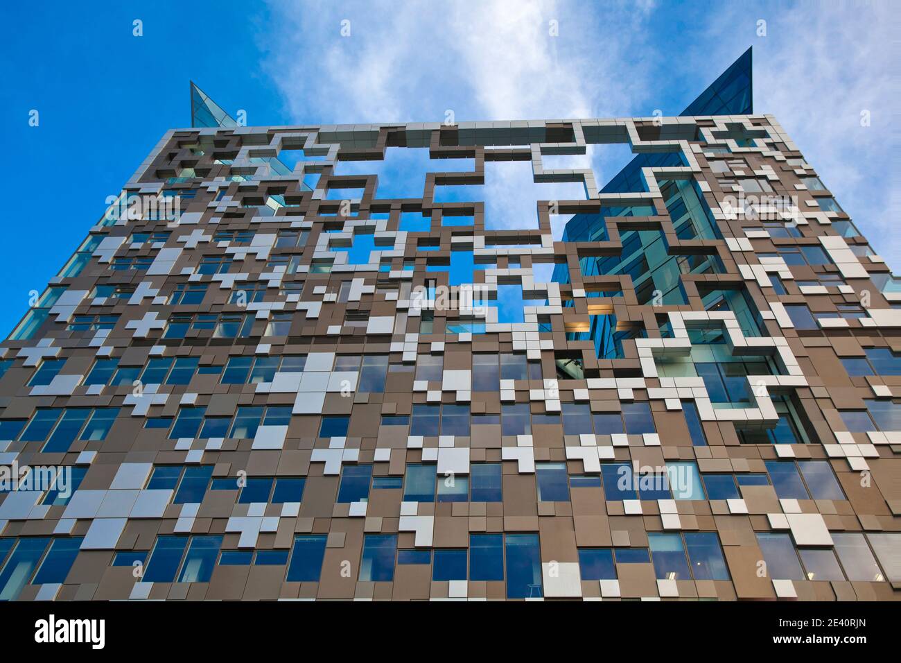 Birmingham the cube hi-res stock photography and images - Alamy