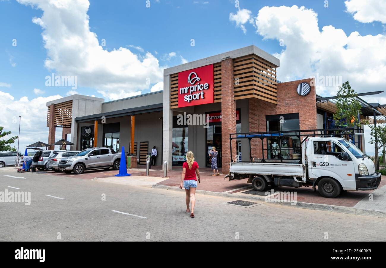 Checkers store hi-res stock photography and images - Alamy