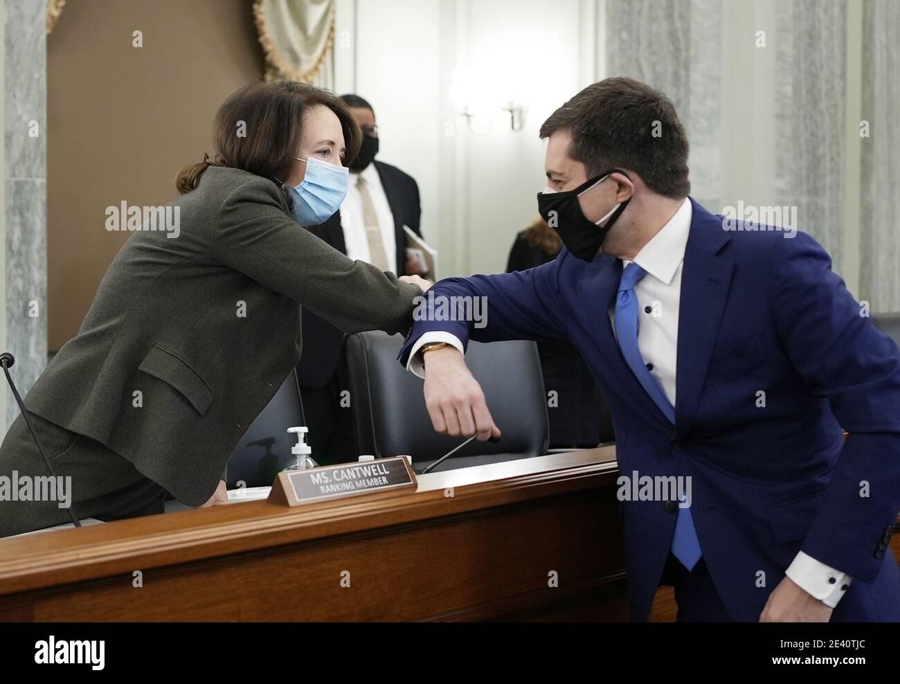 Maria cantwell hi-res stock photography and images - Alamy