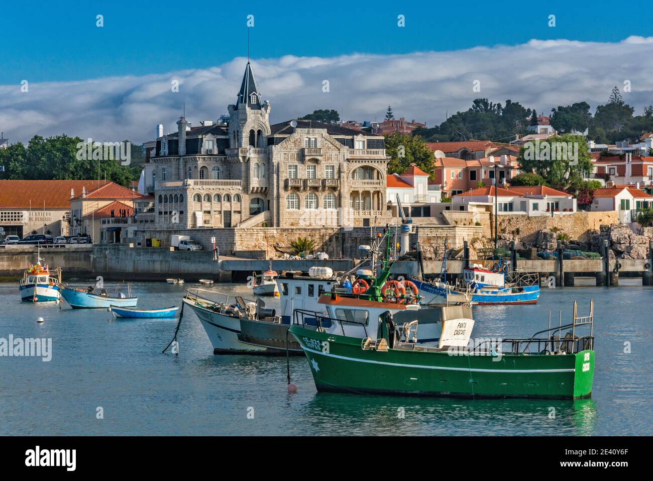 Cascais town centre hi-res stock photography and images - Alamy