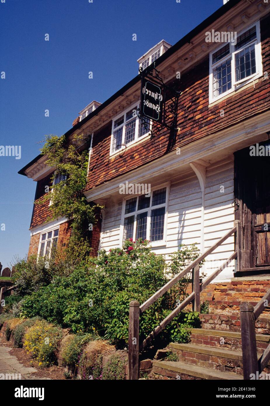 Double-fronted village house, wooden clapboard, farningham kent Stock ...