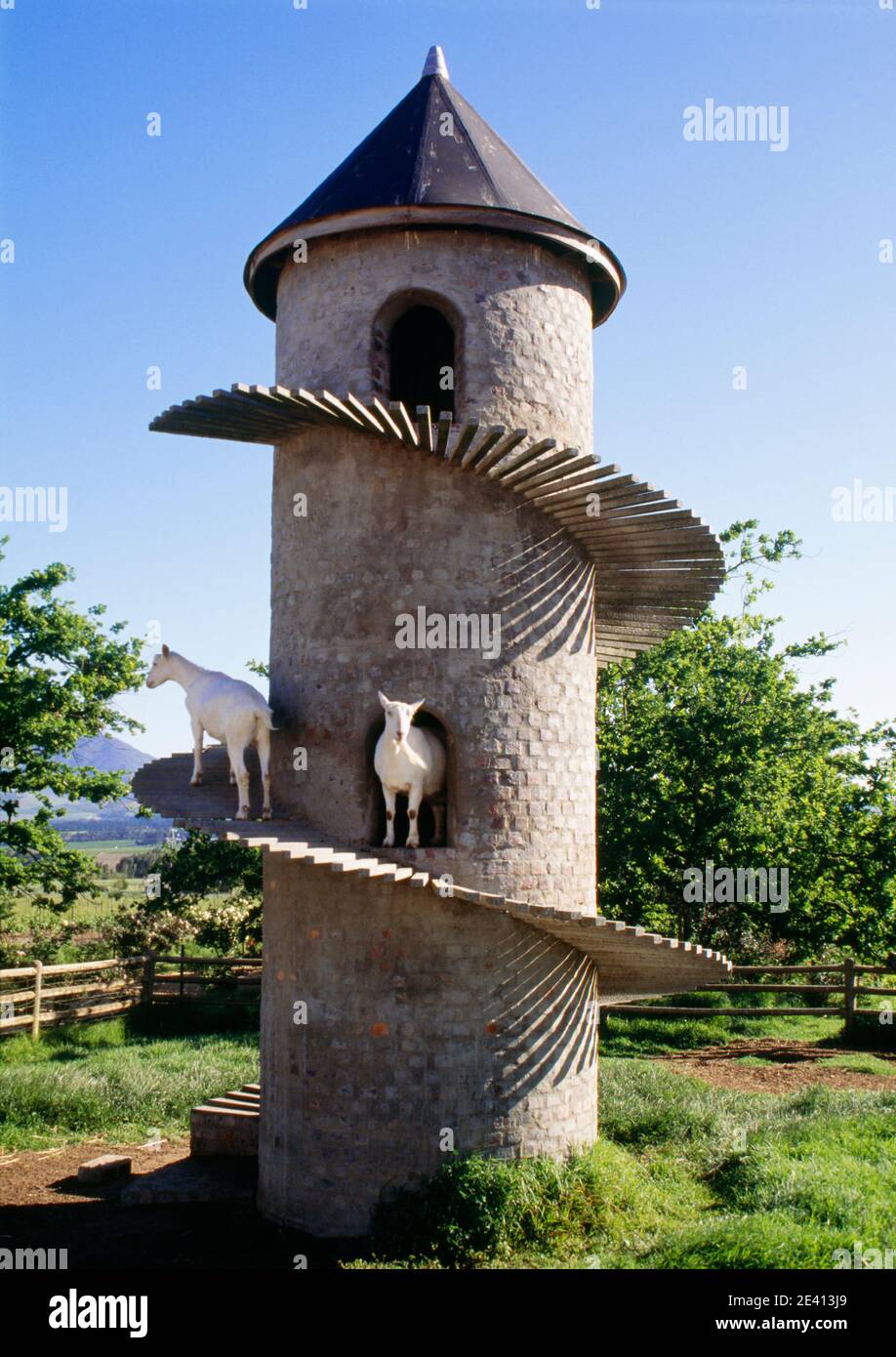 Goat house hi-res stock photography and images - Alamy