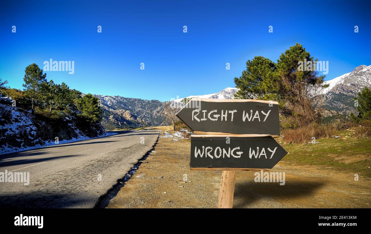 Street Sign RIGHT WAY versus WRONG WAY Stock Photo - Alamy