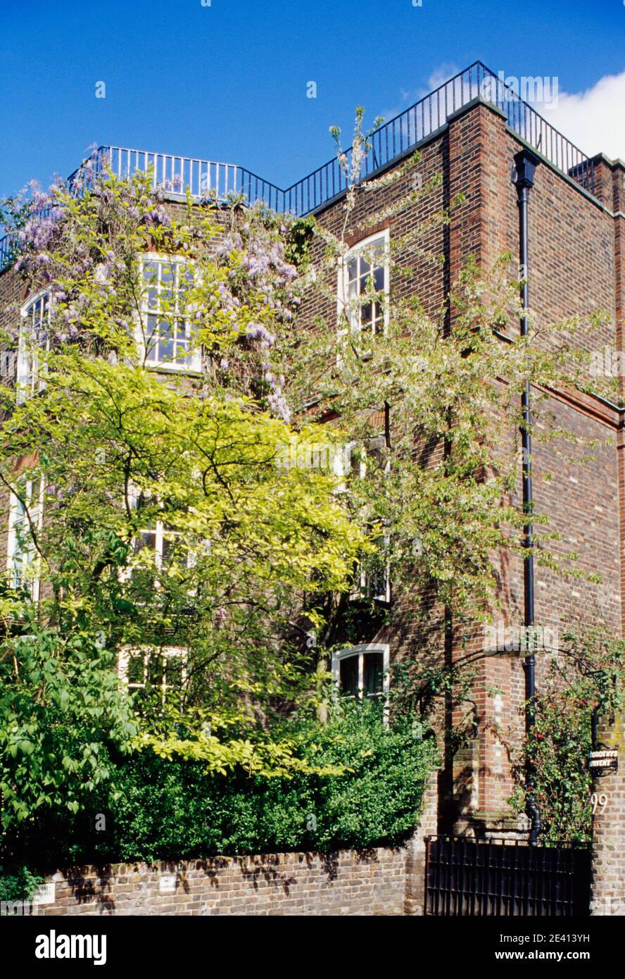 Dorothy's convent, house where gen de gaulle while in london during ww2 ...