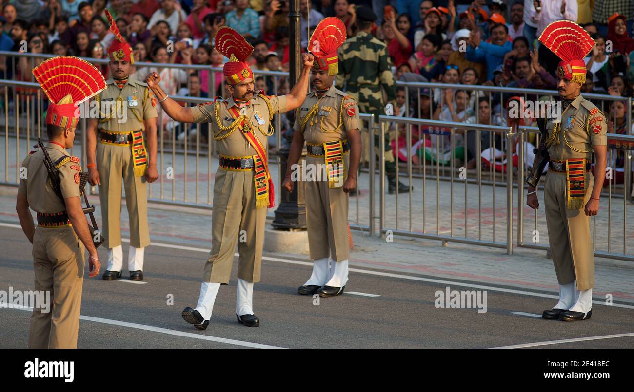 Wagah, India Pakistan Border Stock Photo - Alamy