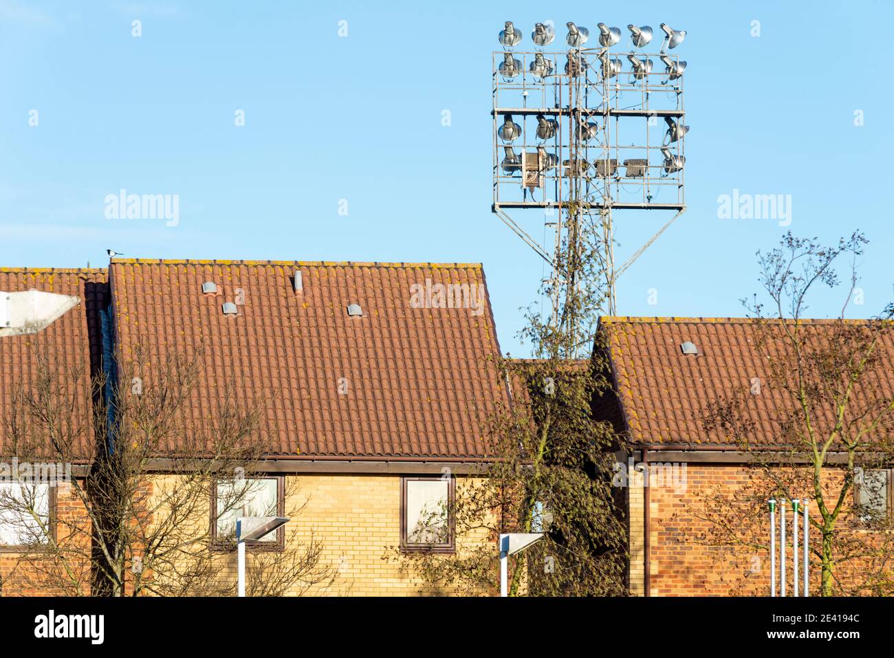 Floodlights at roots hall southend united hi-res stock photography and ...