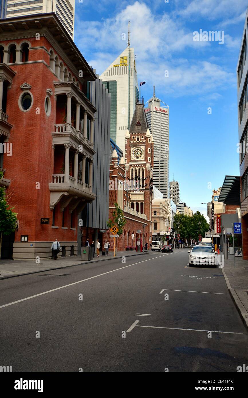 Hay street and town hall hi-res stock photography and images - Alamy