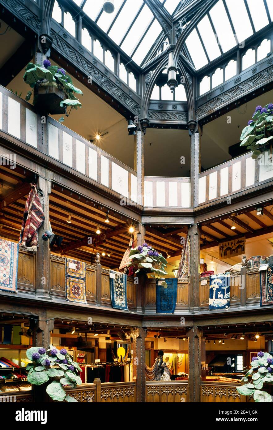 Innenraum atrium hi-res stock photography and images - Alamy