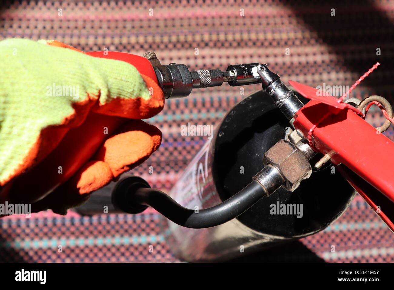 Self maintaining hi-res stock photography and images - Alamy