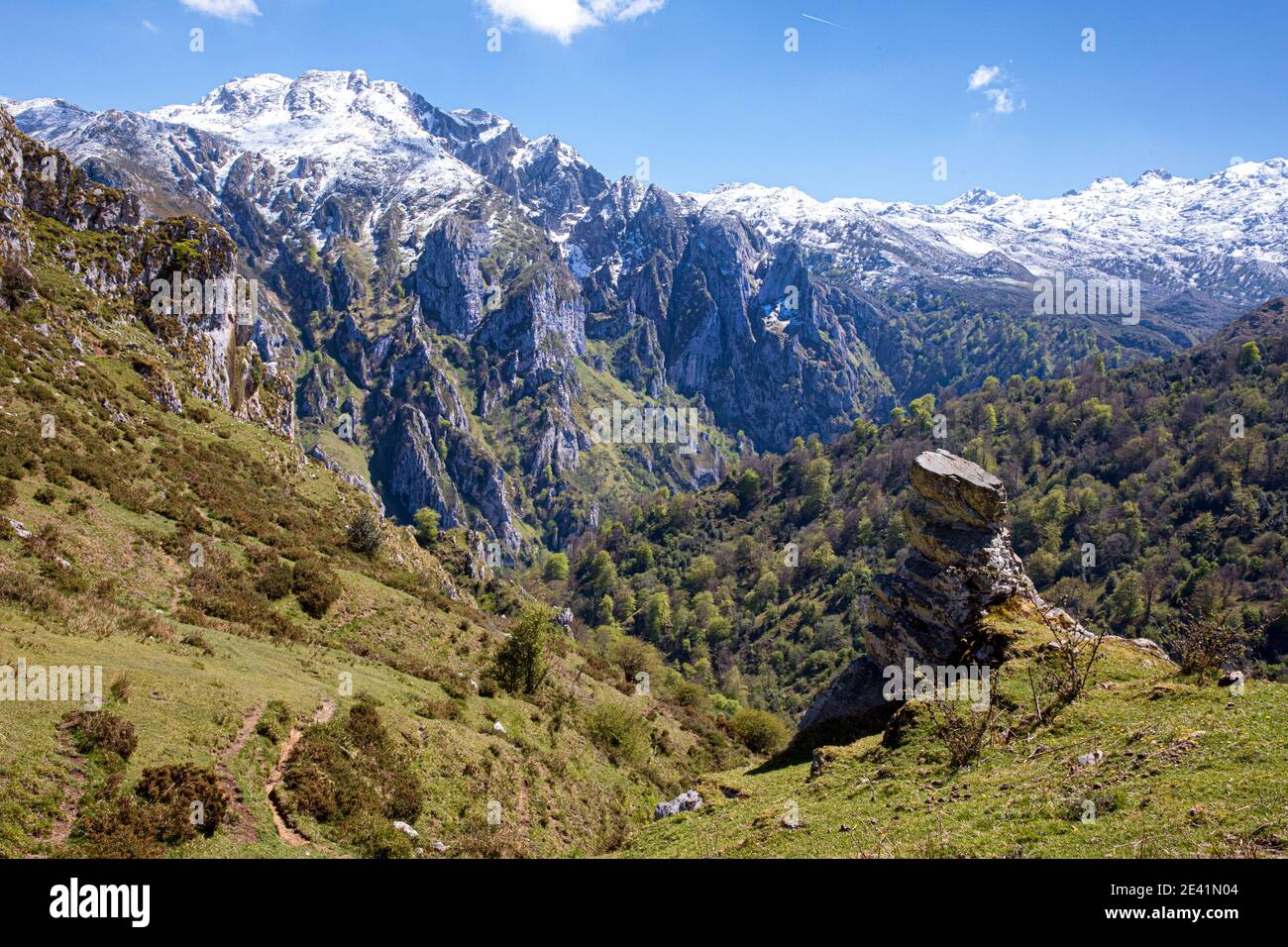 Alp in the picos de europa hi-res stock photography and images - Alamy