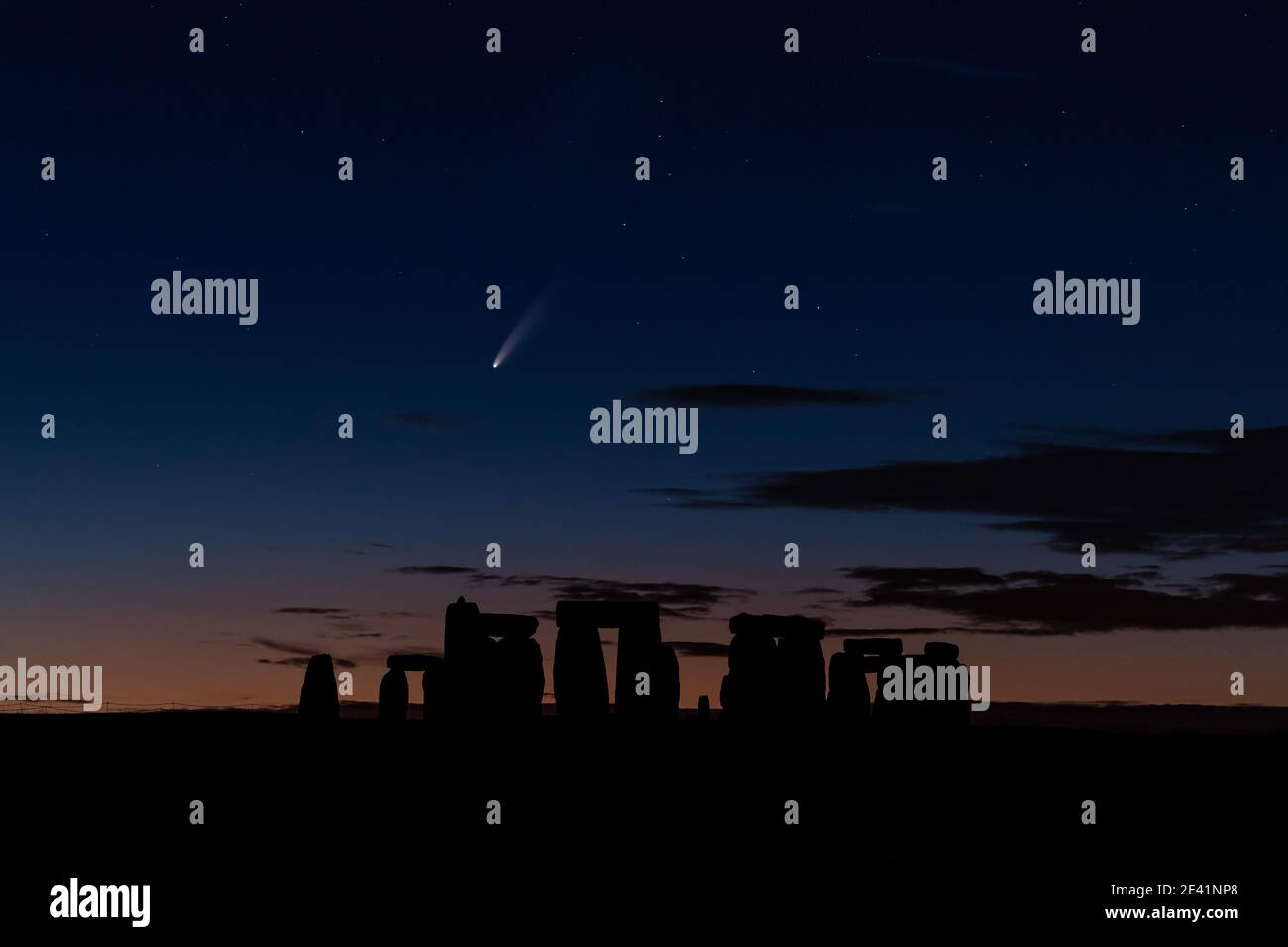 Stonehenge night stars hi-res stock photography and images - Alamy