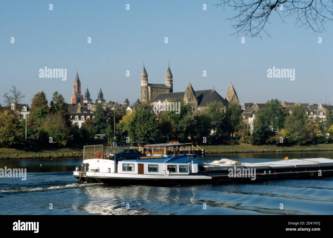 Maas rivier hi-res stock photography and images - Alamy