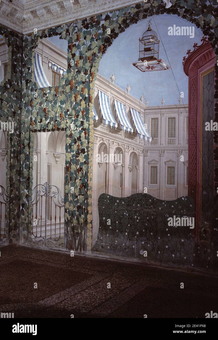 Italienische fresken hi-res stock photography and images - Alamy