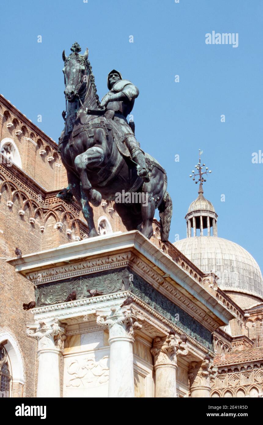 Colleoni denkmal hi-res stock photography and images - Alamy