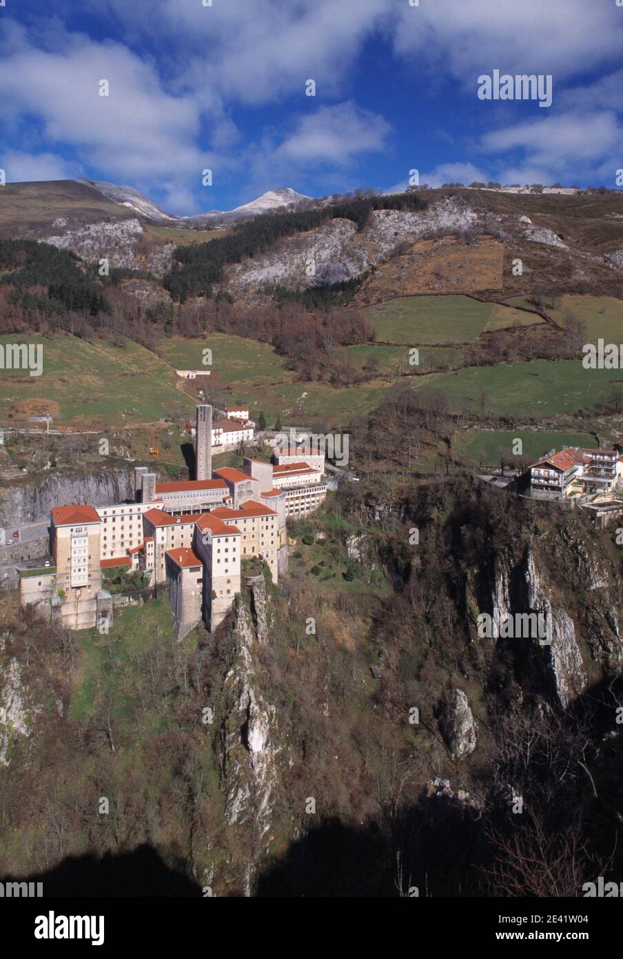 Onate spain hi-res stock photography and images - Alamy