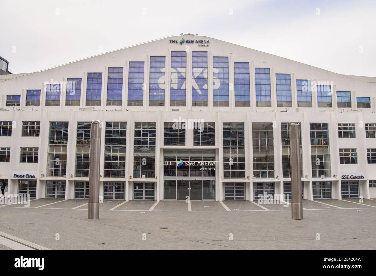 Royal box wembley hi-res stock photography and images - Alamy