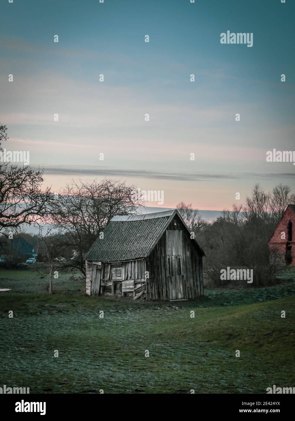 On plot land stands hi-res stock photography and images - Alamy