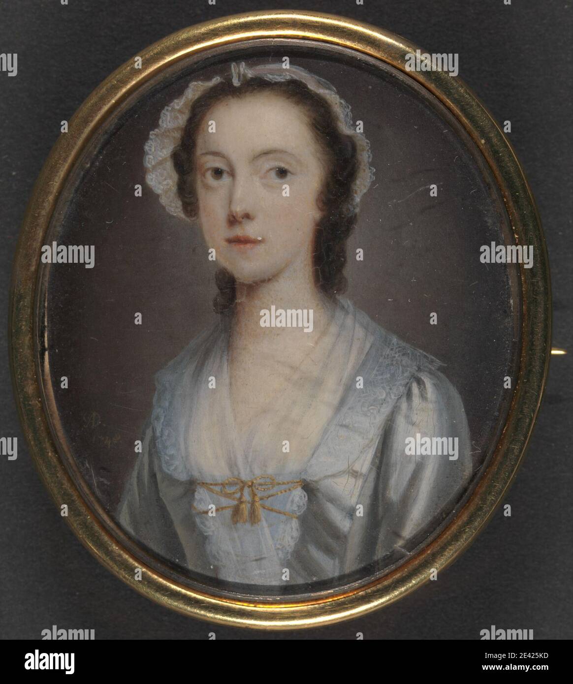 Oil on ivory hi-res stock photography and images - Alamy