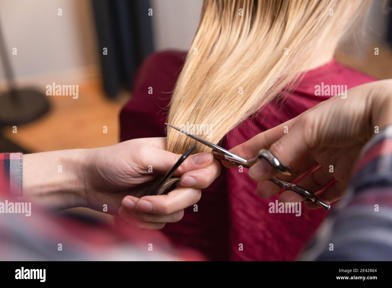 Cut ponytail hi-res stock photography and images - Alamy