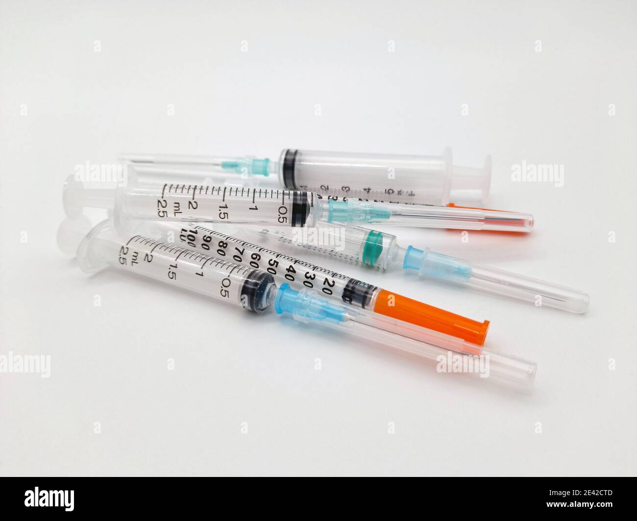 Exchange dose drug in syringe hi-res stock photography and images - Alamy
