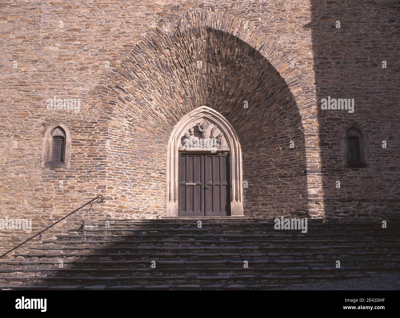 Tympanum and lintel gothic hi-res stock photography and images - Alamy