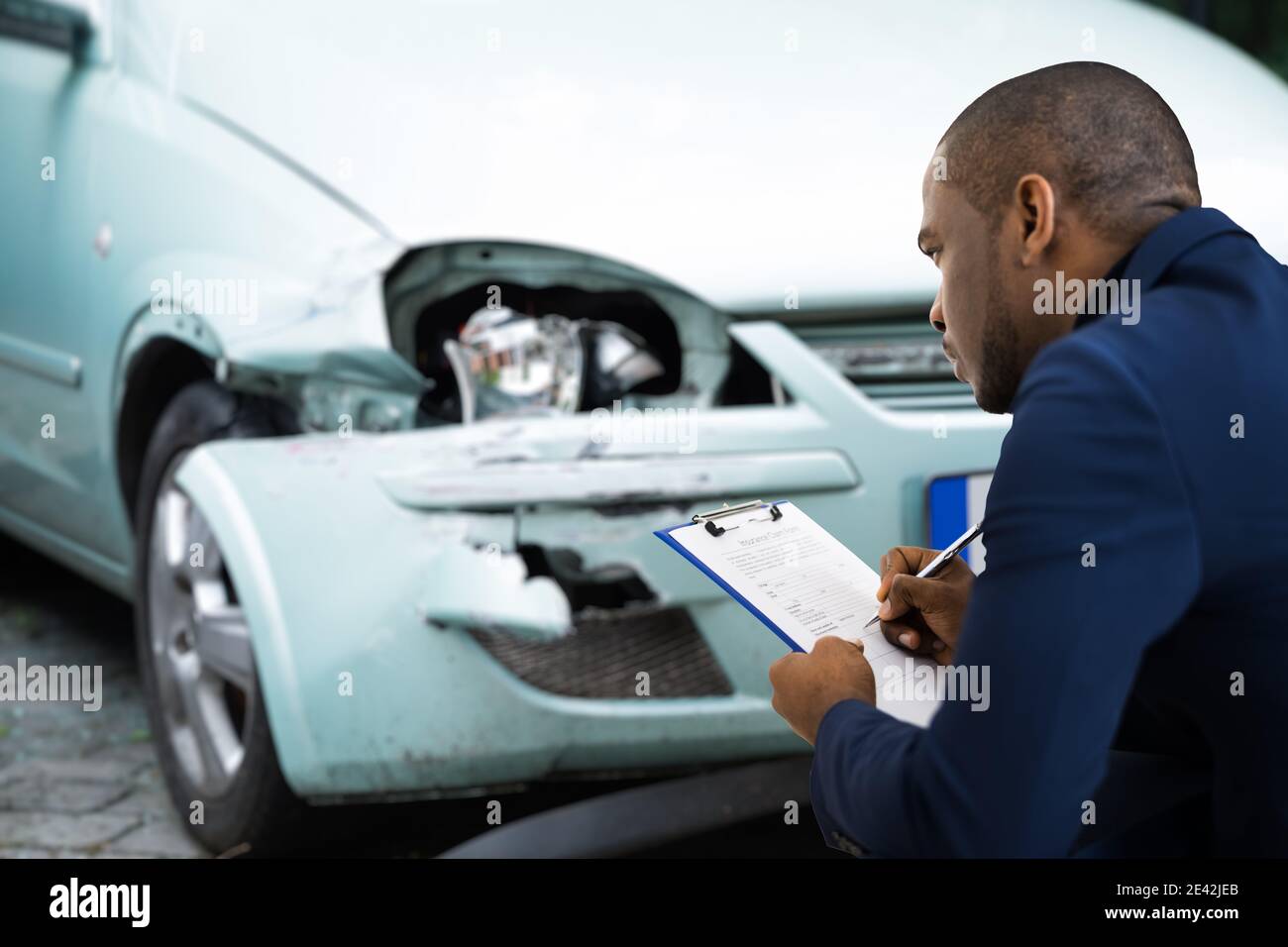 Inspect damage to hi-res stock photography and images - Alamy