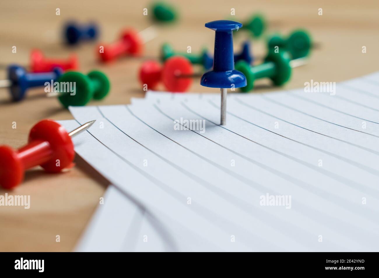 Office push pins hi-res stock photography and images - Alamy