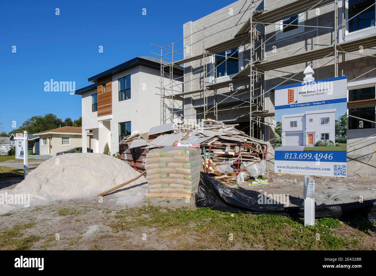 Gentrification displacement hi-res stock photography and images - Alamy