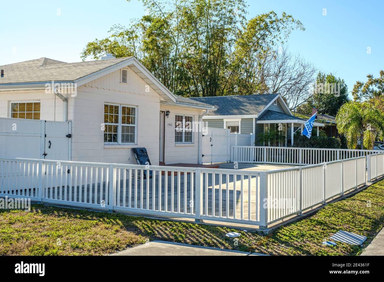 Neighborhood restoration hi-res stock photography and images - Alamy