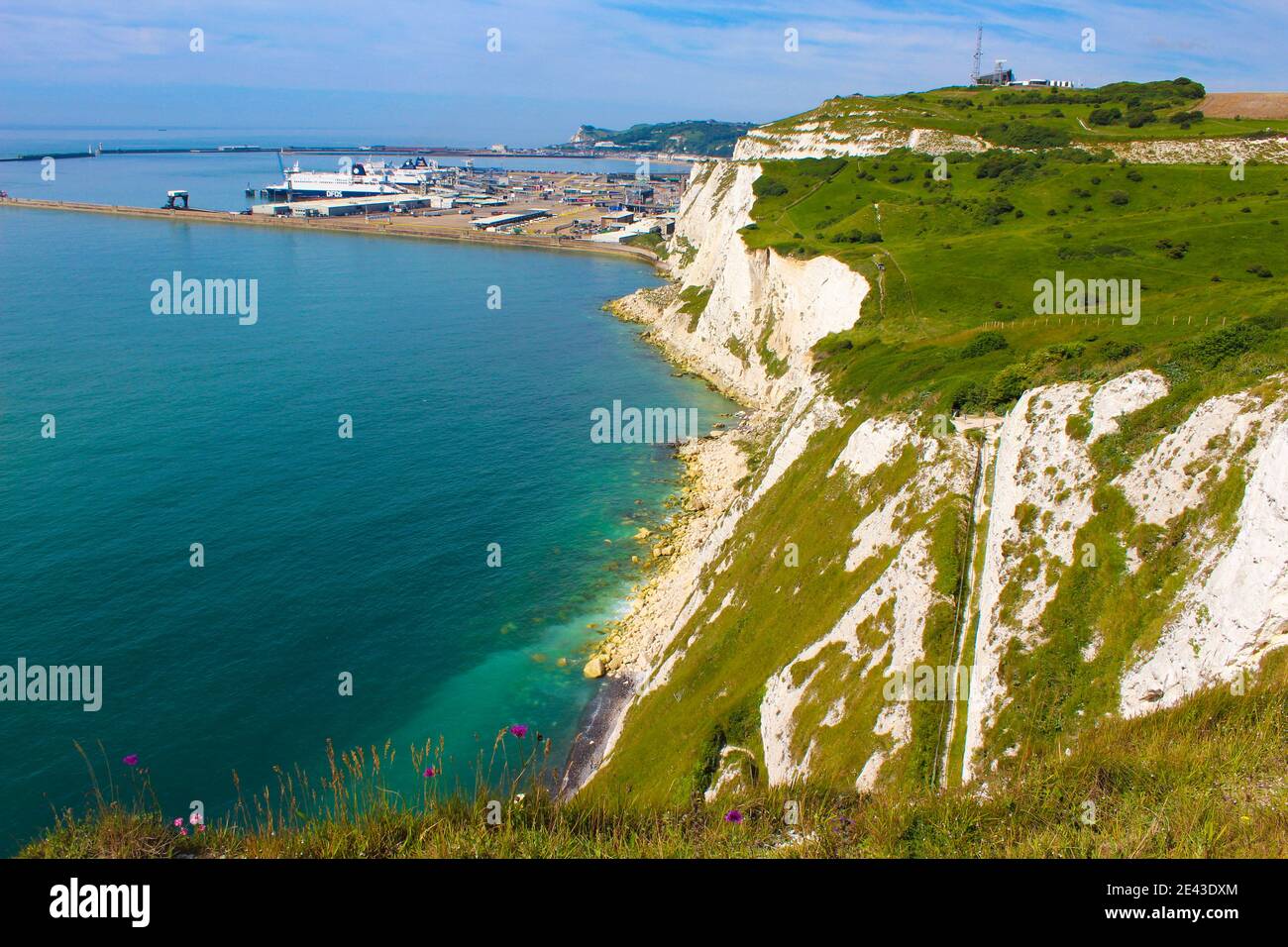 The White Cliffs of Dover, part of the North Downs formation, is the ...