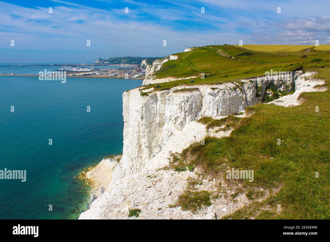 The White Cliffs of Dover, part of the North Downs formation, is the ...